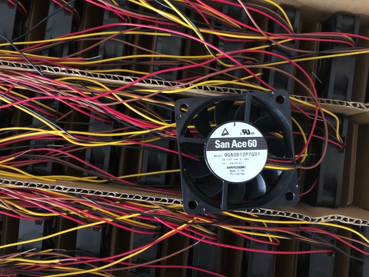 DC Motor Cooling Fan 60 X 15mm 12VDC Low Power Tachometer PWM 9GA0612P7G01